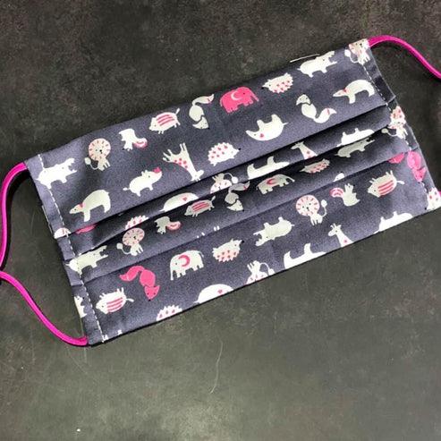 SSOL Pleated Mask Pattern (FREE!) – Sewing Seeds of Love Studio